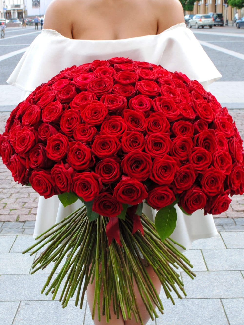 101 raudona rožė | Rožių puokštė | Gėlių pristatymas Vilniuje